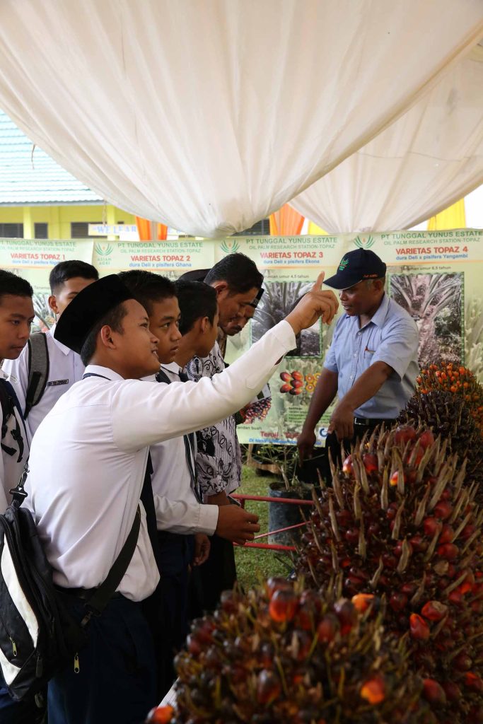 Sekolah Sawit Lestari Fostering a Successor Generation - Asian Agri
